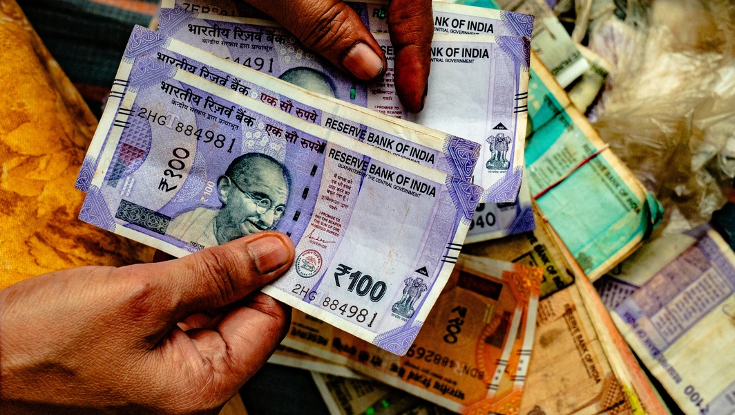 Bhalla urges reforms as FPI outflows hit record in 2026