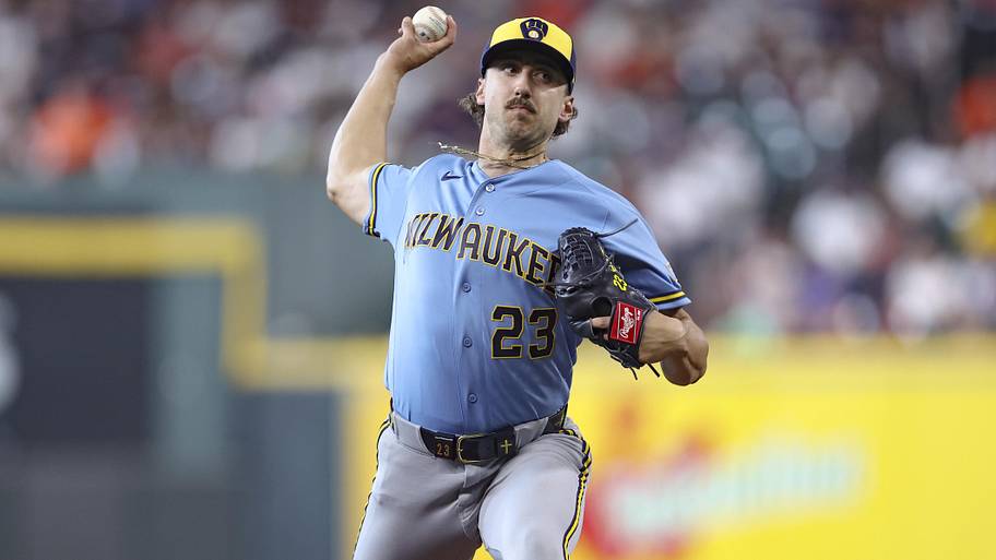 Brewers' Pat Murphy calls out rookie starter Brandon Sproat
