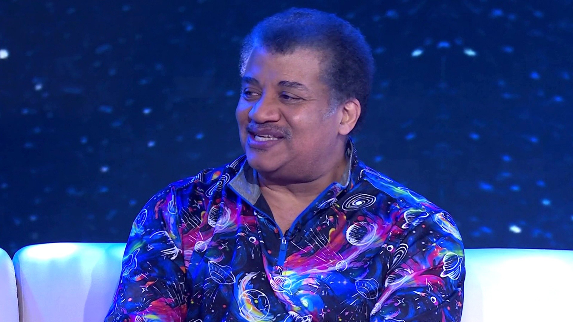 Neil deGrasse Tyson talks new book, aliens, UFO sightings