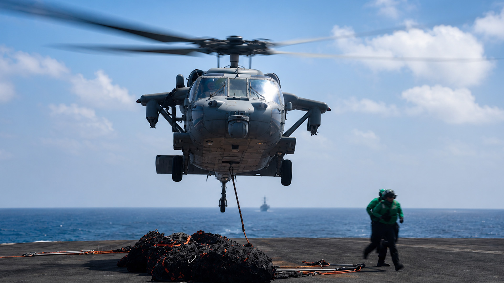 US Navy resupplies warship without returning to port