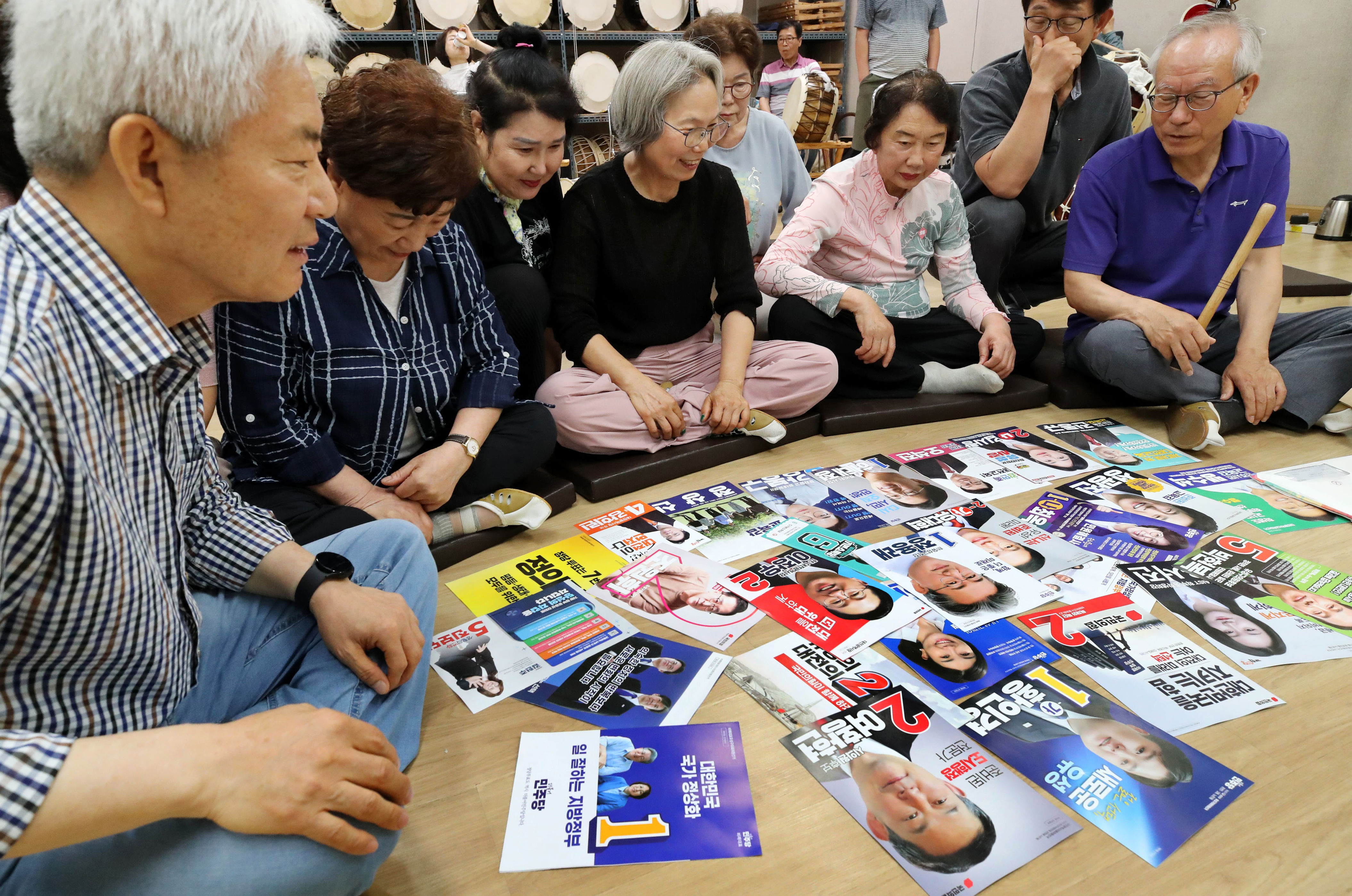 Candidates propose childbirth bonuses, affordable housing to stem ...