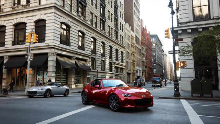 Mazda MX-5 Miata finally gets the green paint fans wanted