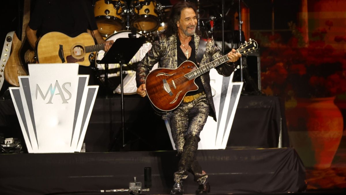 Marco Antonio Solís "El Buki" conquista Monterrey con una noche de éxitos