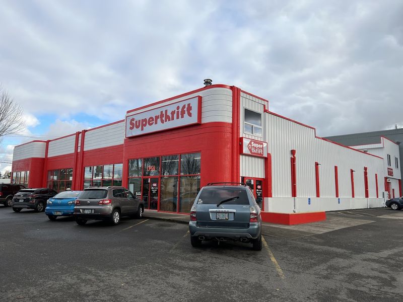 This Oregon thrift store is housed inside an old movie theater and the ...