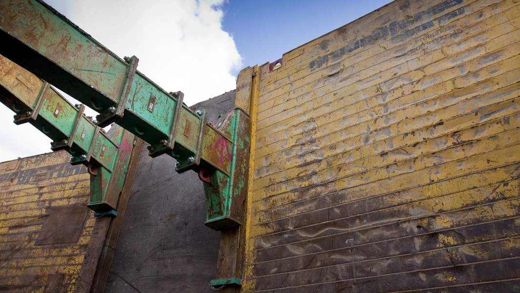 Retaining wall secrets for a lasting backyard upgrade
