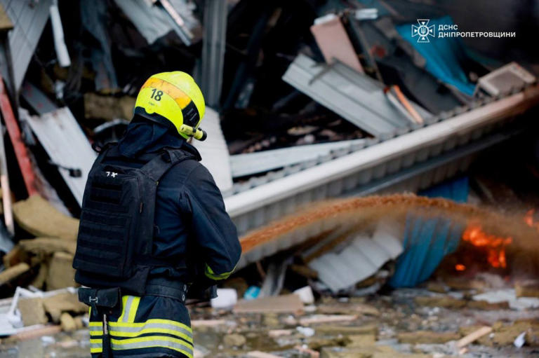 Only pressure on Russia can stop attacks on Ukrainian cities, Zelenskyy ...