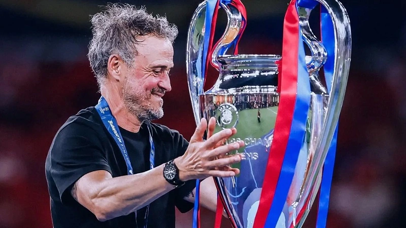 PSG juara Liga Champions, Luis Enrique kini sejajar dengan Pep ...