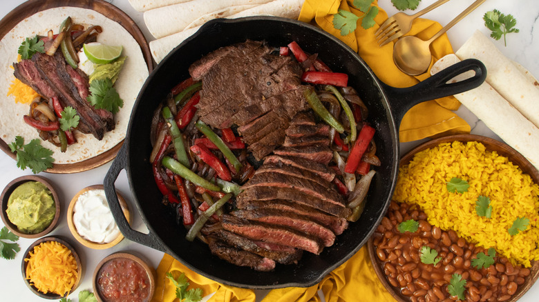 Sizzling steak fajitas recipe