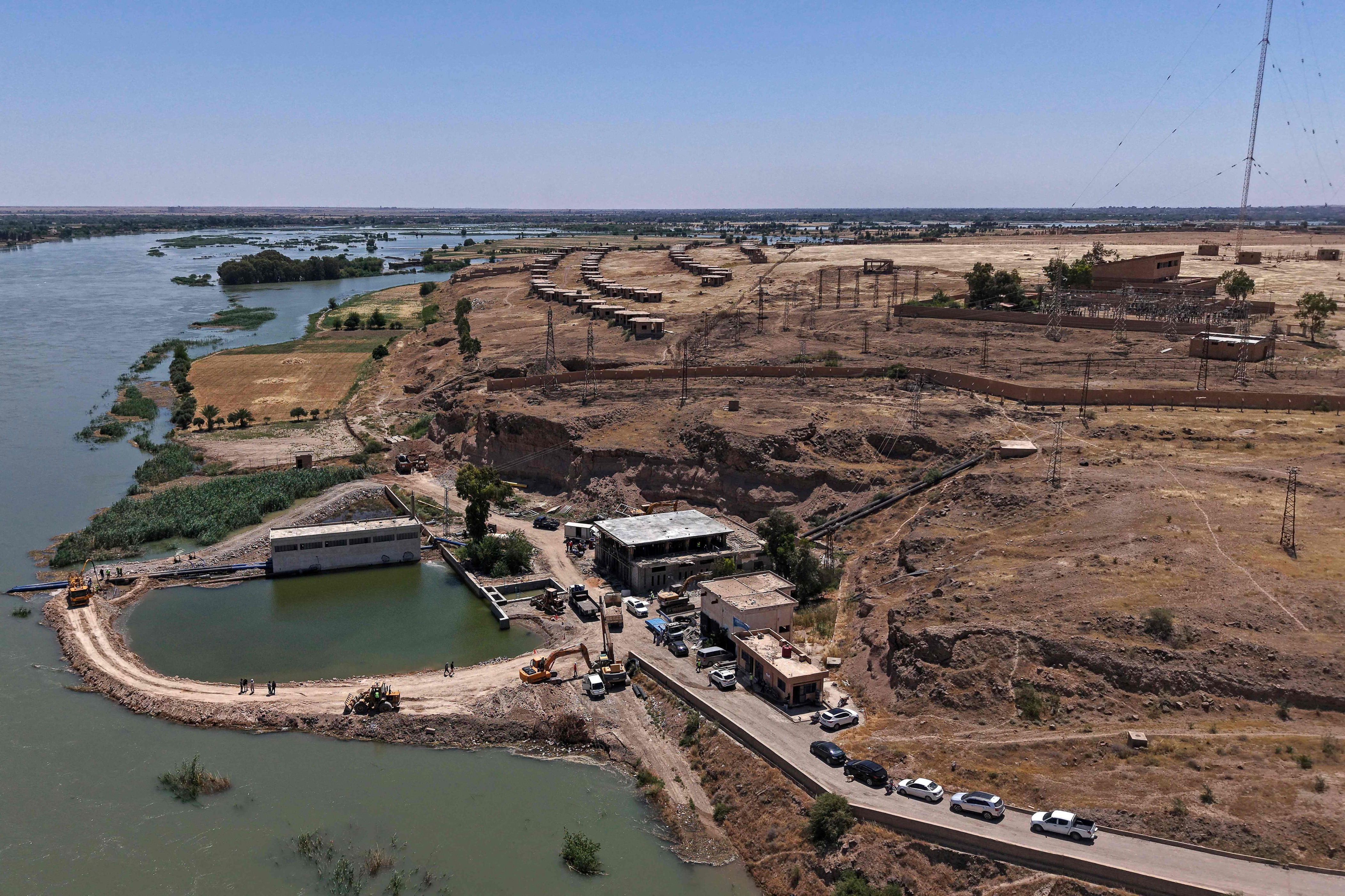 Euphrates River flooding recedes in eastern Syria