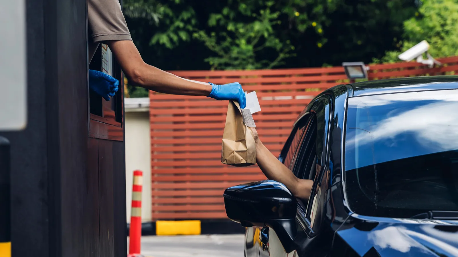 These drive-thru veggie burgers are winning over meat eaters, too