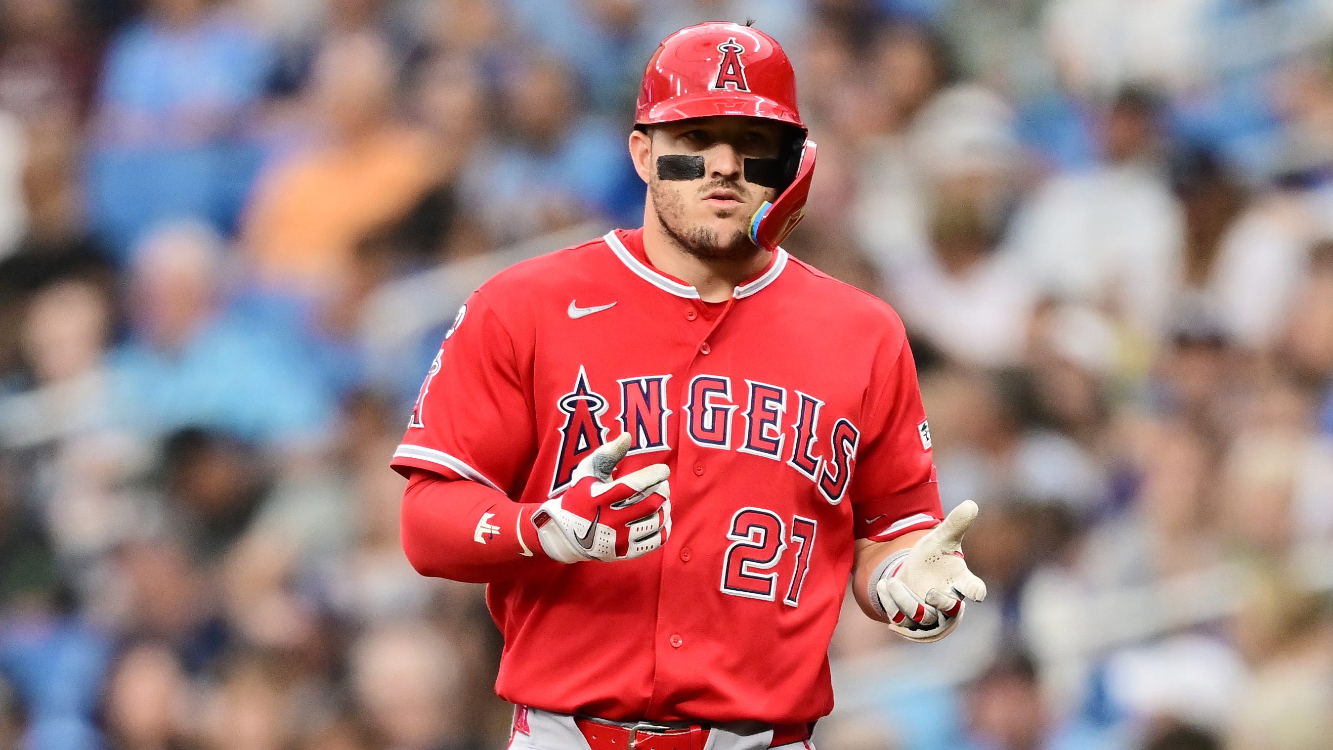 Insider gets brutally honest on Phillies’ Mike Trout trade rumors