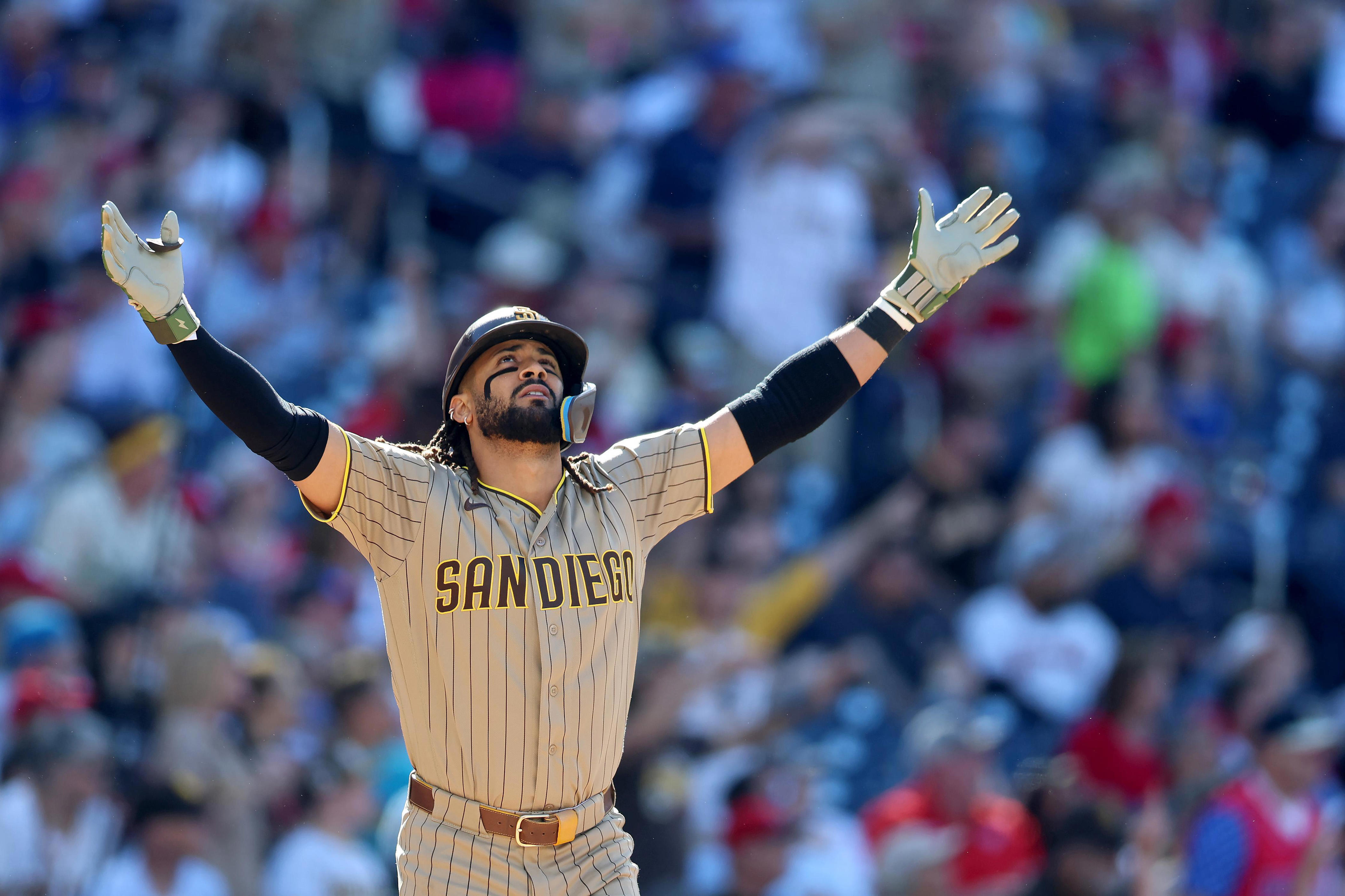 Bullpen gives up lead in rare late-innings loss