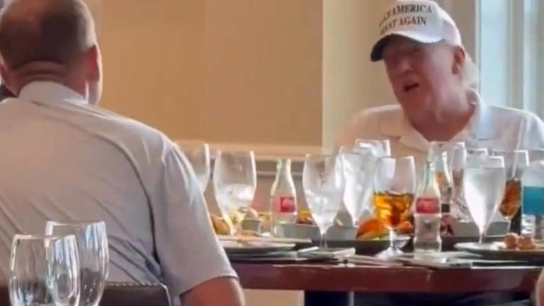 Trump returns to Virginia golf club for second straight day