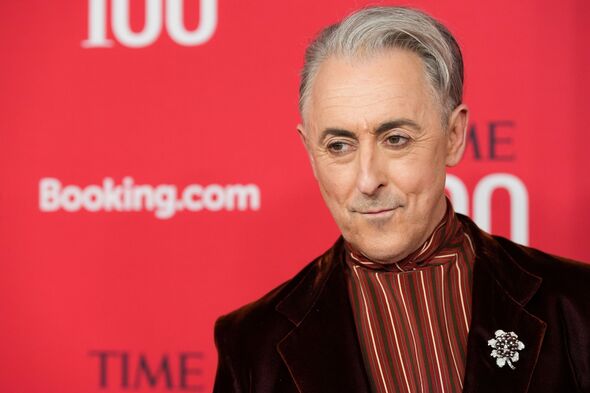 The Traitors' Alan Cumming leaves notes for Claudia Winkleman at ...