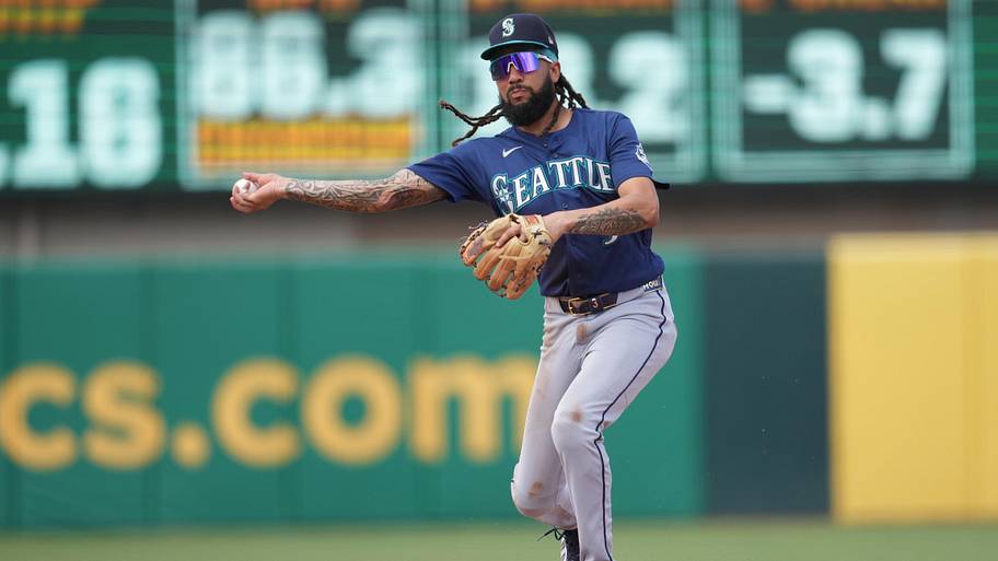 Latest Mariners infield update makes JP Crawford's offer sound like a tease