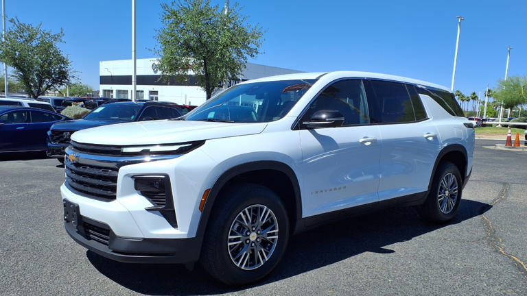 9 SUVs mechanics are flagging as 'money pits' this year — owners ...