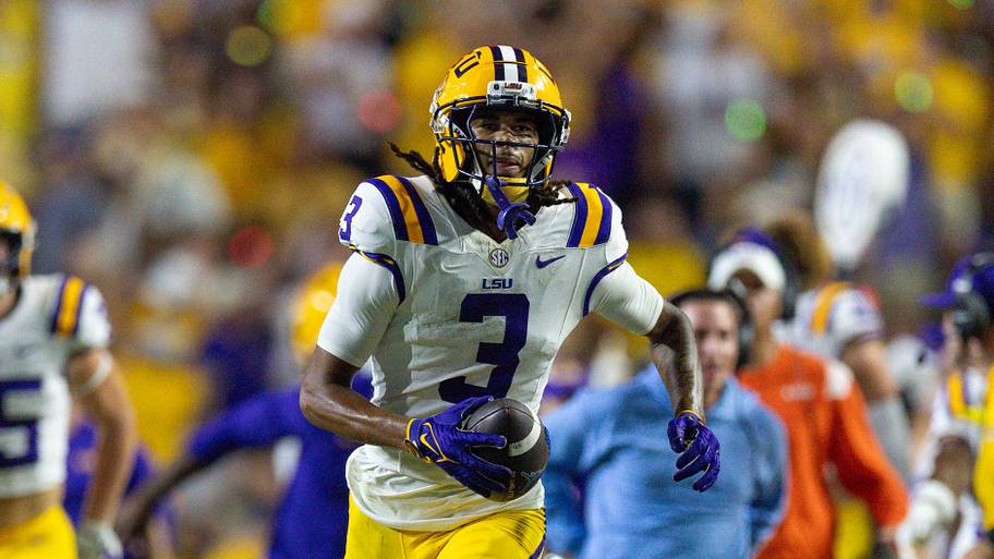 Best players at every defensive position that Texas will face in 2026