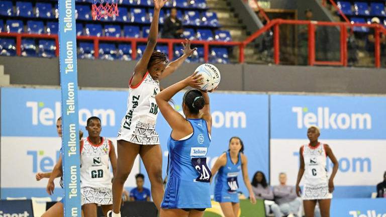 Unbeaten Crinums lead charge as semi-final spots confirmed