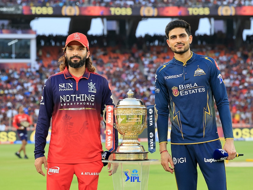 RCB vs GT live score, IPL 2026 final: RCB opt to bowl; major worry for ...