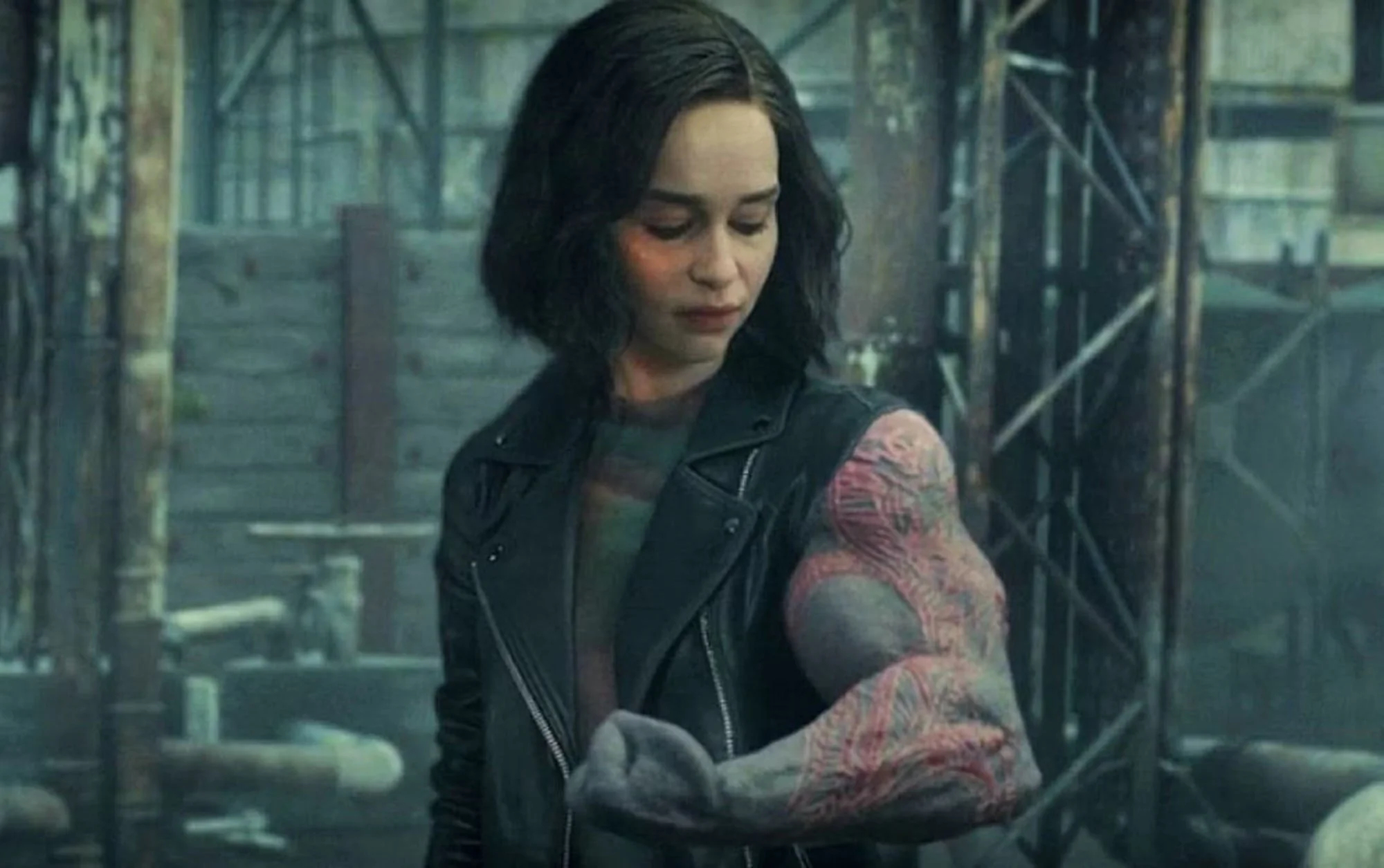 Emilia Clarke ber om ursäkt för sin Marvel-serie: "Förlåt!"