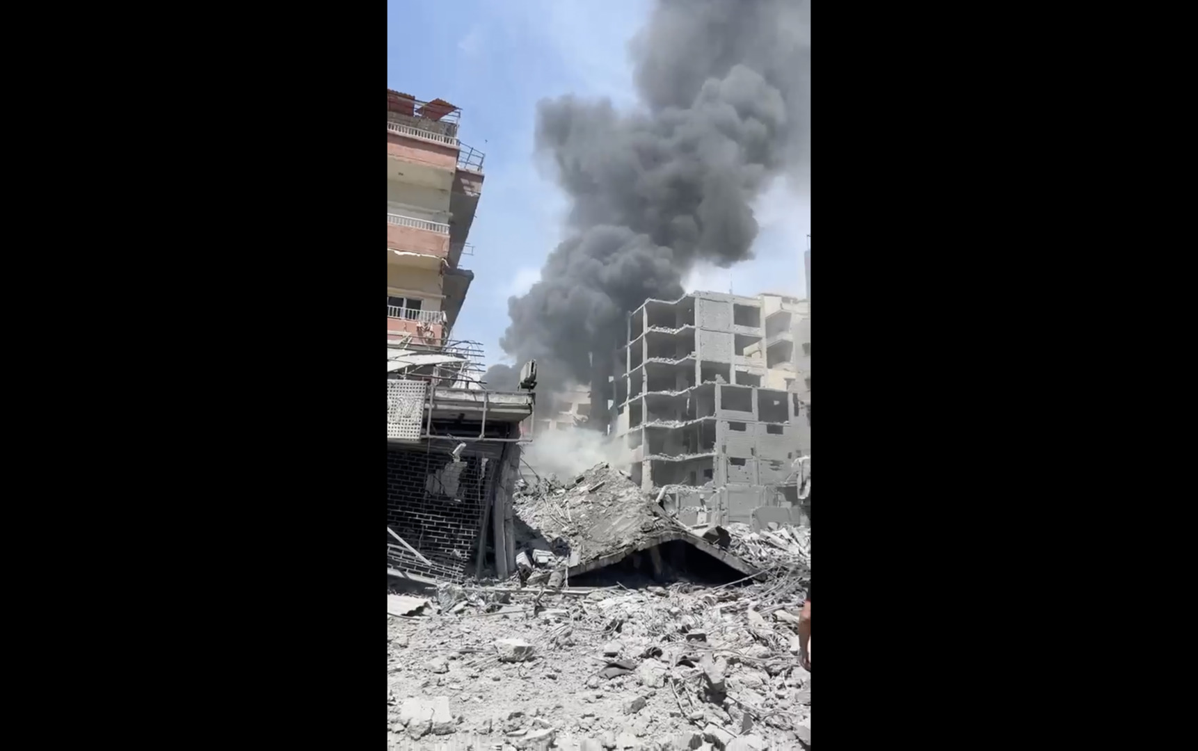 Israeli airstrikes devastate Lebanon’s Tyre
