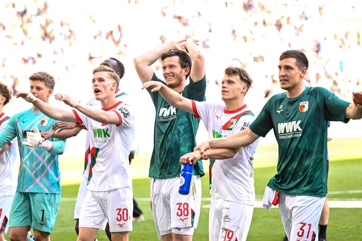 Auf emotionale Abschiede folgt ein 3:1-Heimsieg: Der FCA begleicht ...