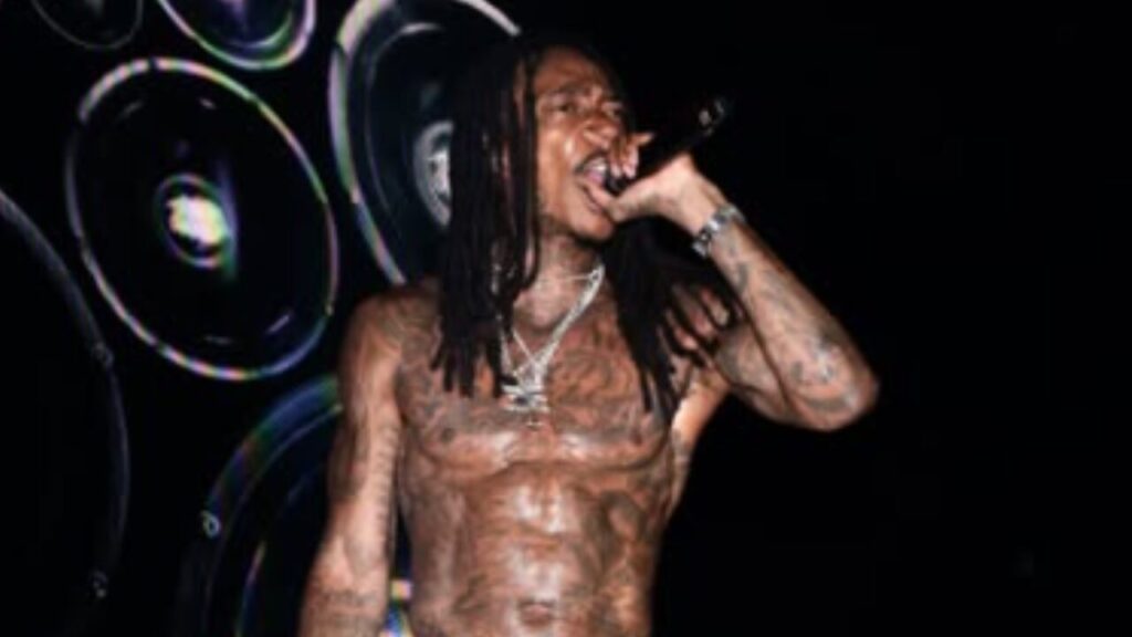 How Wiz Khalifa maintains his fitness routine while touring the world