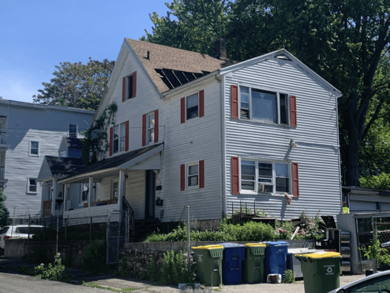 2 firefighters injured in Waterbury fire