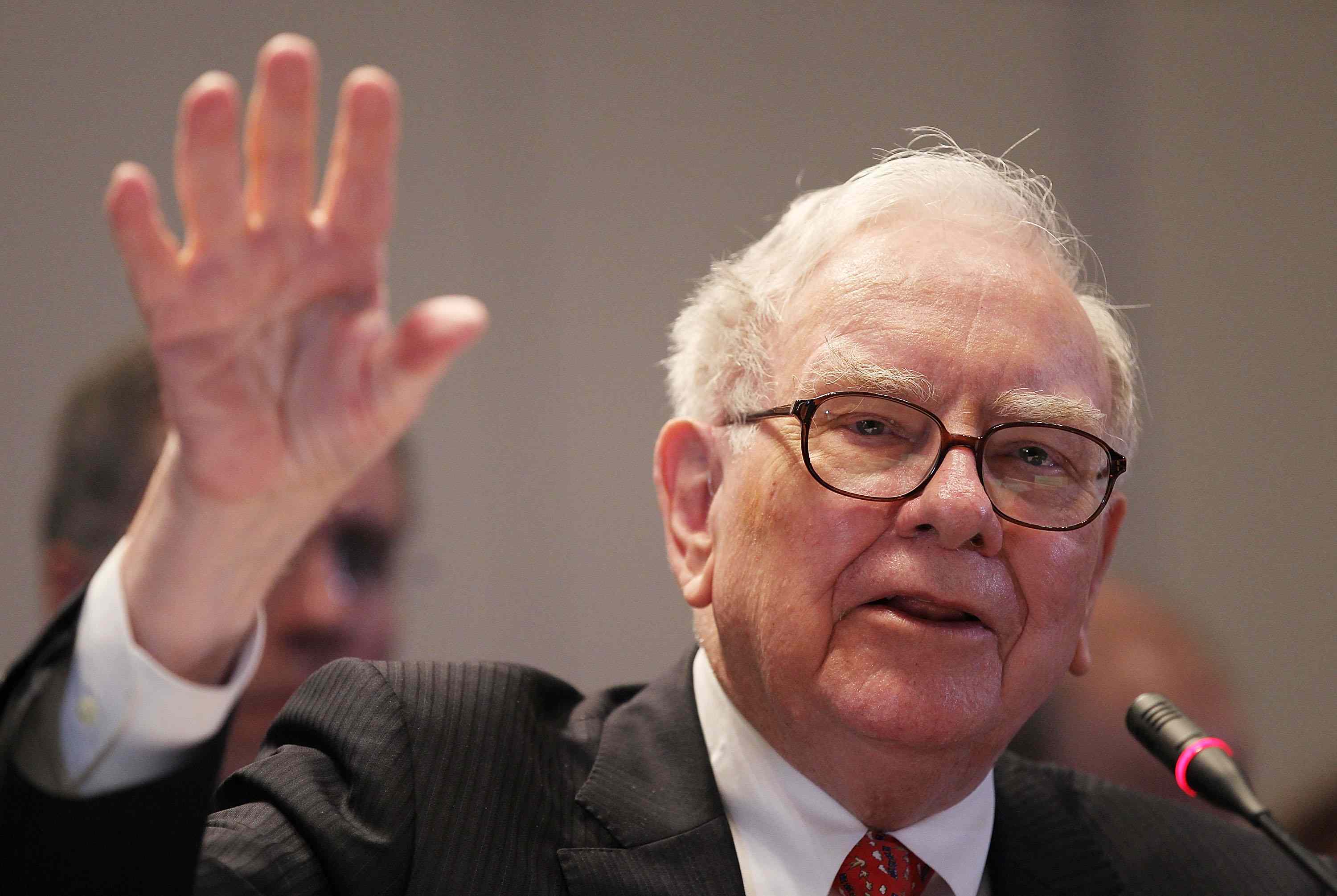 Warren Buffett's warning: The 'terrible mistake' many investors ...