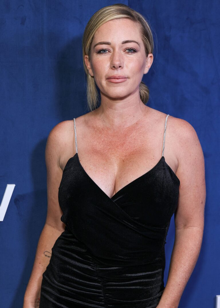 Kendra Wilkinson slams aging 'awfully' comments about her 'heavier ...