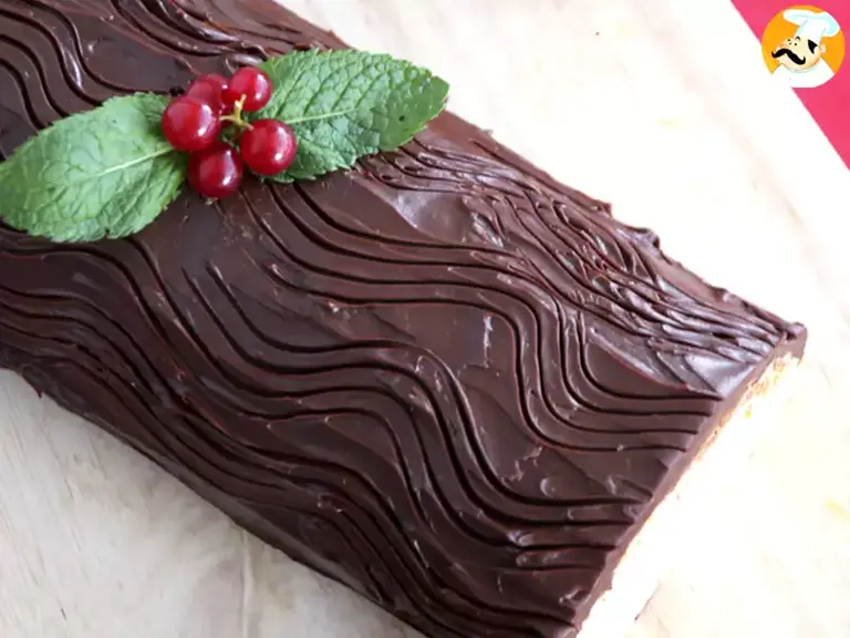 Tronco de Navidad relleno de chantilly
