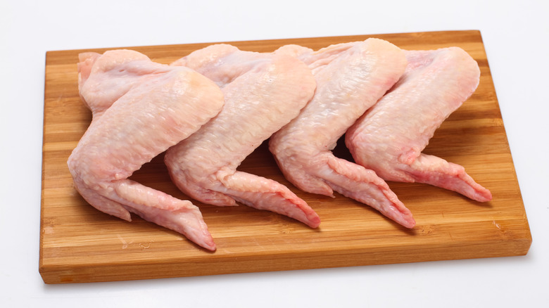 19 tricks that will seriously upgrade your chicken wings
