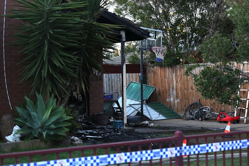 Toddler dead in Werribee house fire, dad seriously injured in desperate ...