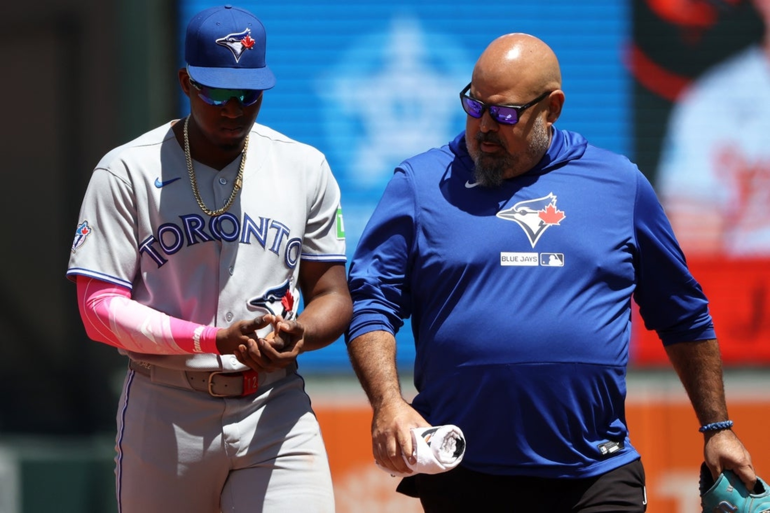 X-rays negative after Blue Jays’ Jesus Sanchez hit by ball from fan