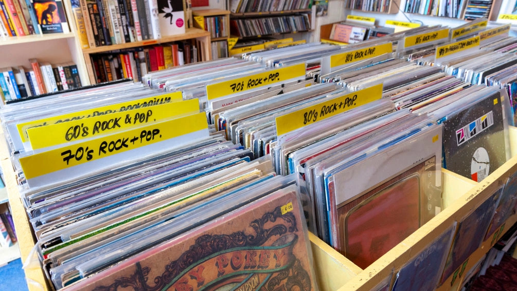 17 boomer-era songs millennials rarely hear
