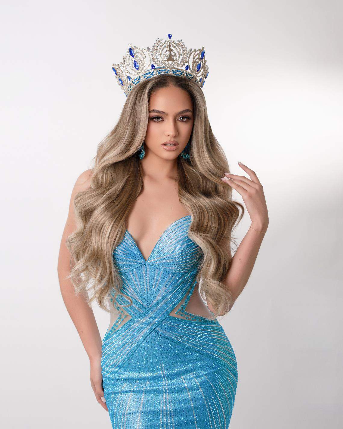 Hialeah beauty queen wins Miss Teen Global 2026 representing Cuba