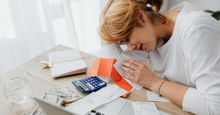 12 warning signs that the next generation may end up poorer than their ...
