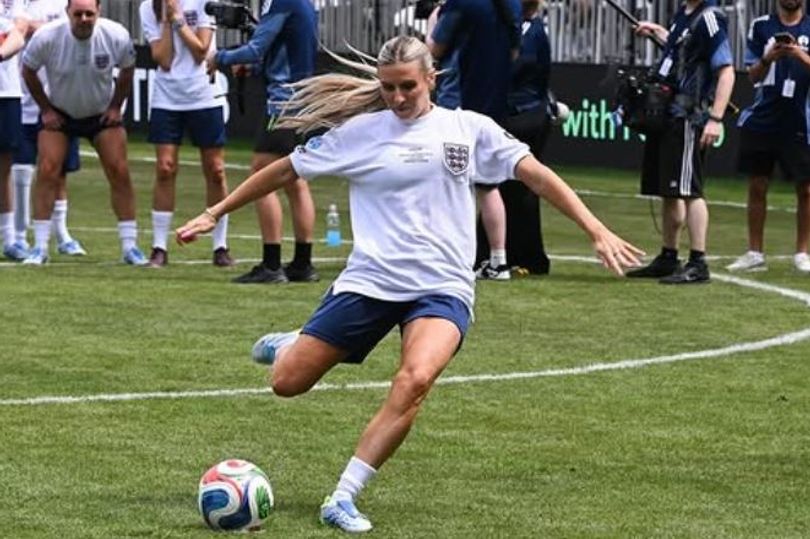 Soccer Aid fans say Love Island star Chloe Burrows was robbed after ...