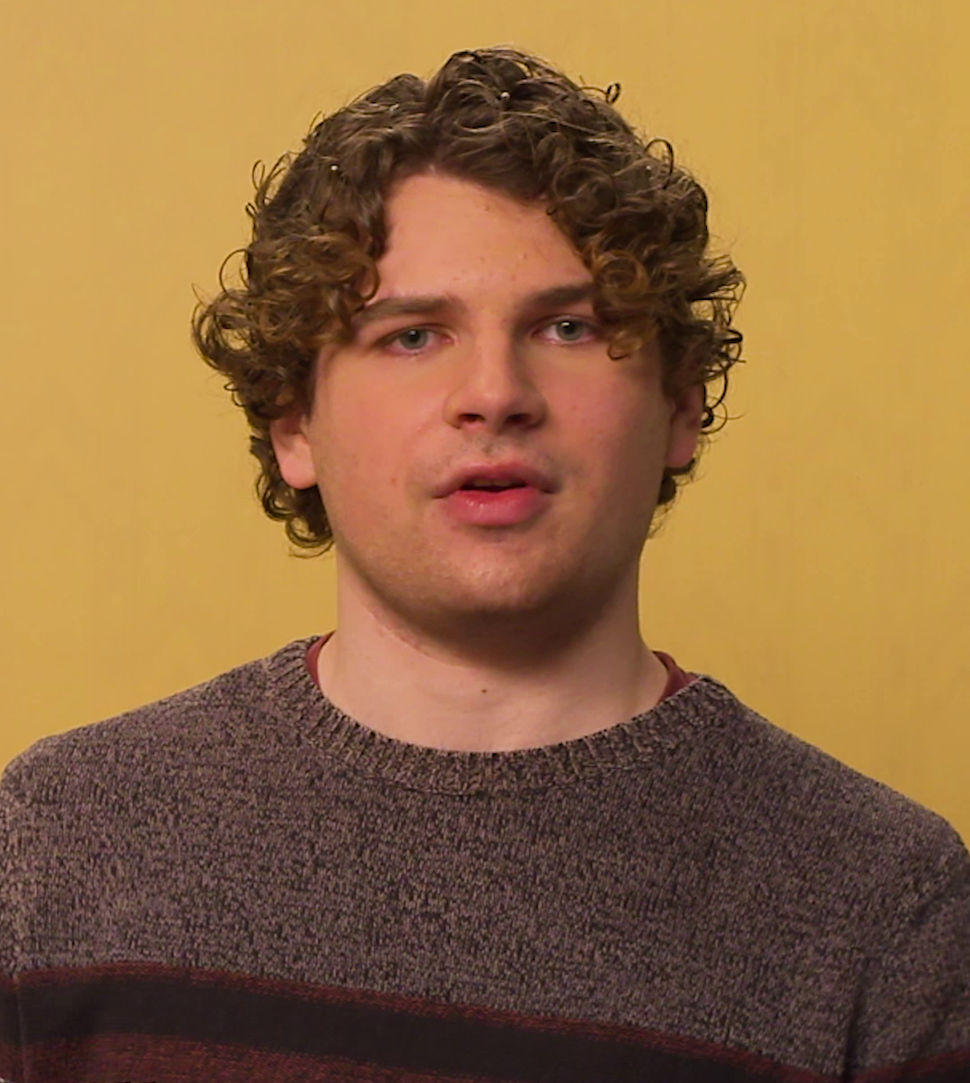 Kane Parsons tem 20 anos, realizou “Backrooms” para a A24 — e Jason ...