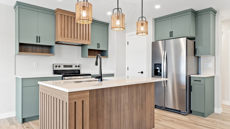What's the average lifespan of wood kitchen cabinets?
