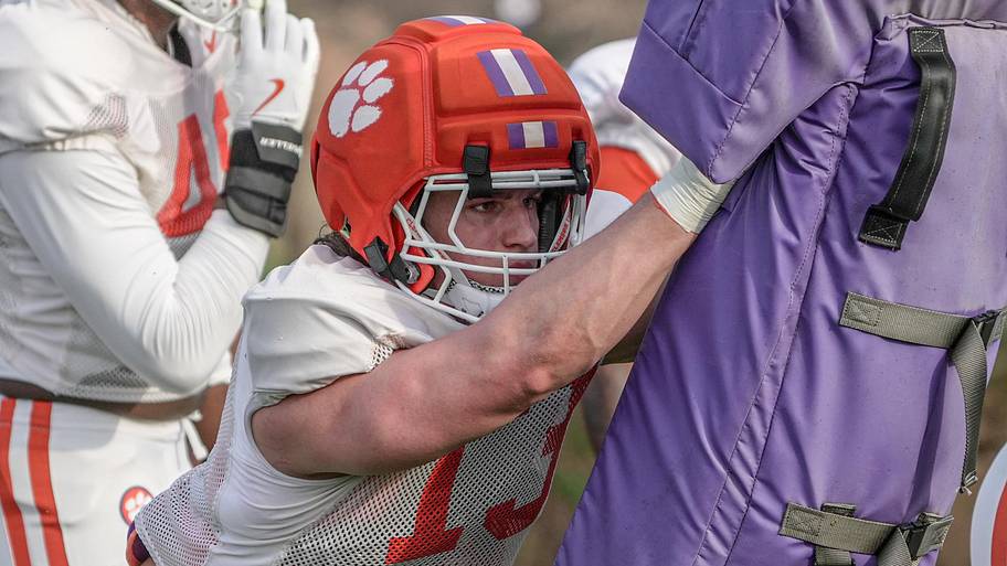 ESPN's Greg McElroy gives optimistic view on Clemson's 2026 defensive line