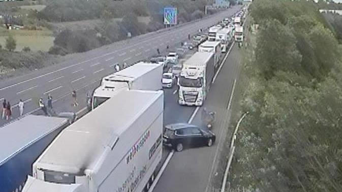 M6 closed after lorry crashes and overturns