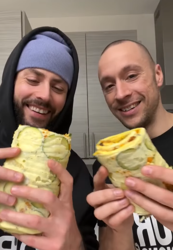 Egg cooking method I’m using from now on: simple, fast, and perfect ...