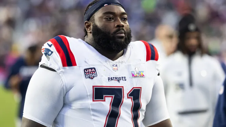 Insider explains why Mike Onwenu restructured his contract with Patriots