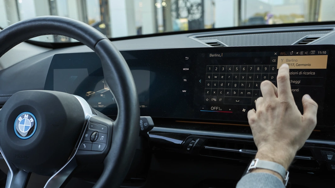 Automakers bring back knobs as touchscreen backlash grows