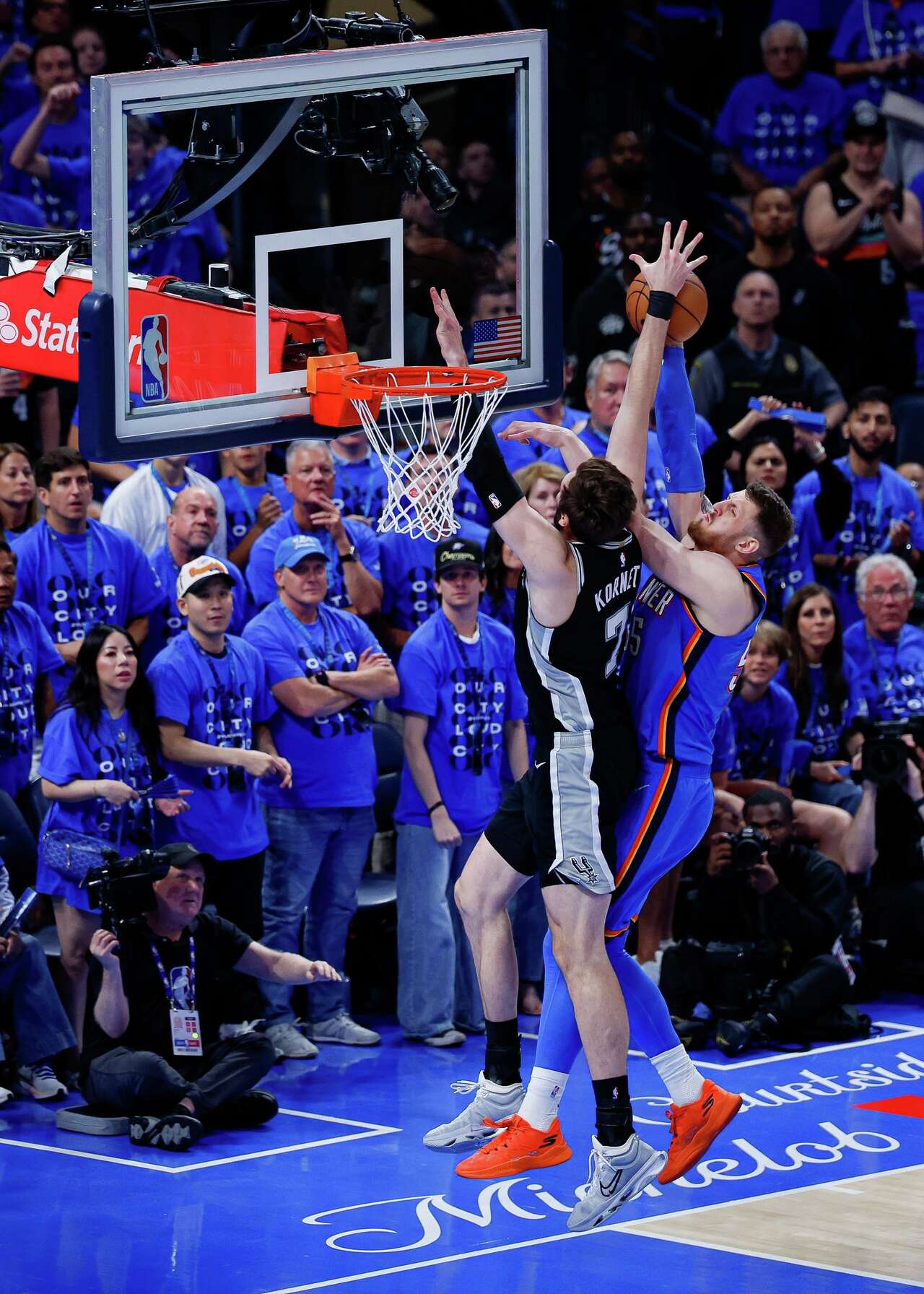 Inside Spurs center Luke Kornet's highlight block, 'the biggest play ...
