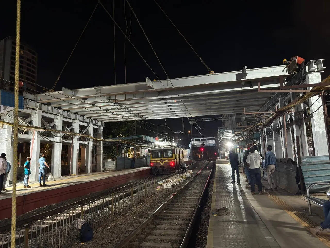 Girders launched for new FOB at Marine Lines station amid major block