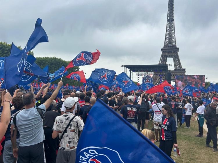 Reportage. « Trophées, ambiance, débordements, à Paris tout est ...