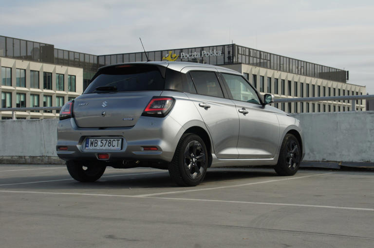 Jeździłem snem kursanta. Suzuki Swift z CVT rozwiązuje nie tylko ...