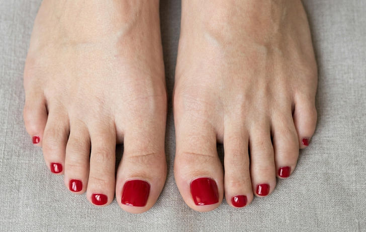10 pedicure trends that will make your feet look more sun-kissed this ...